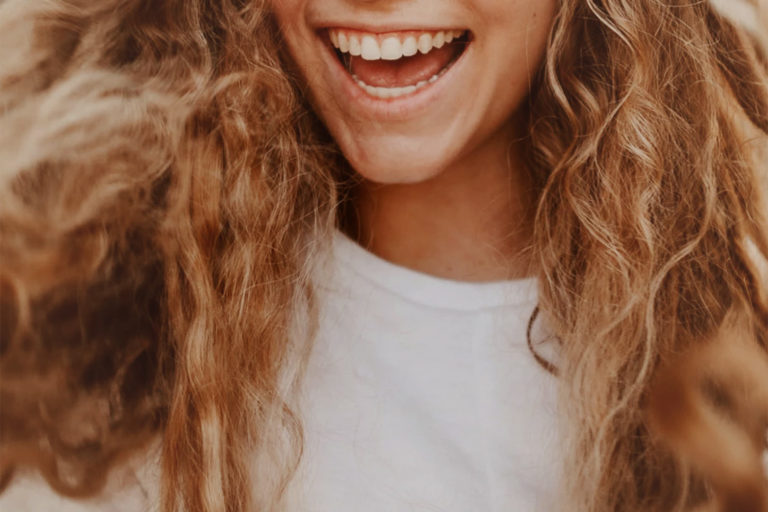 Tips for keeping your teeth strong on a Vegan diet - Seven Roses